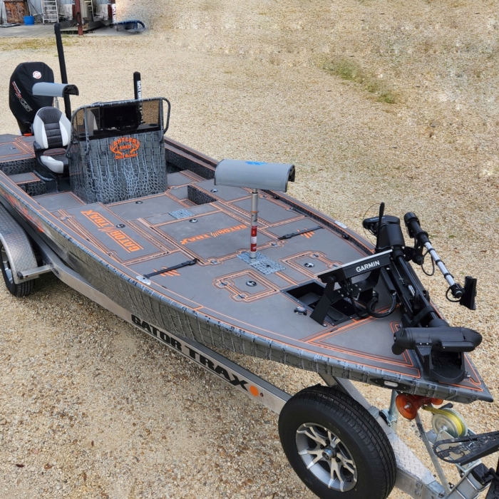 Strike Series Bass Boat Double Center Console - Gator Trax Boats