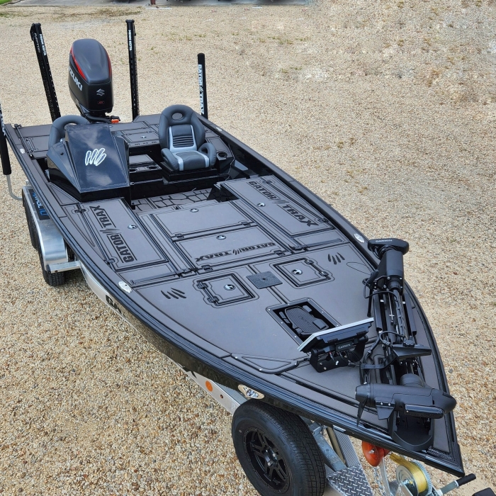 Strike Series Bass Boat Side Console - Gator Trax Boats