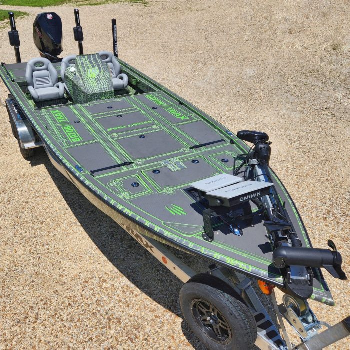 Strike Series Bass Boat Low Profile Center Console - Gator Trax Boats